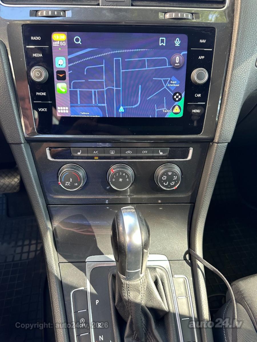 Grey Volkswagen Golf 2017 in Tallinn, with an engine capacity of 1.60 L and mileage of 263 thousand km for 7390 €, photo 11 on AUTOMOTO.COM.LV