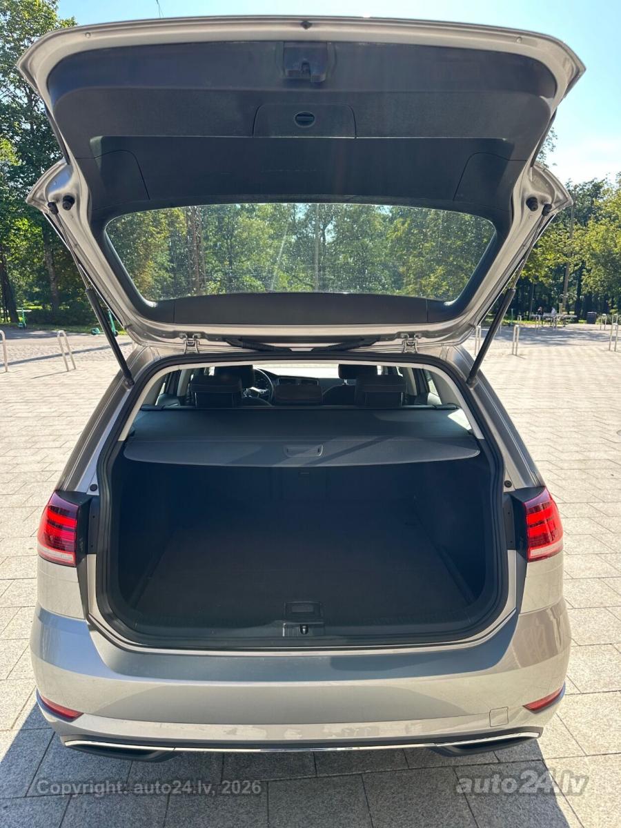 Grey Volkswagen Golf 2017 in Tallinn, with an engine capacity of 1.60 L and mileage of 263 thousand km for 7390 €, photo 18 on AUTOMOTO.COM.LV