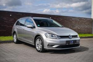 Grey Volkswagen Golf 2017 in Marijampole, with an engine capacity of 1.60 L and mileage of 230 thousand km for 7900 €, photo  on AUTOMOTO.COM.LV
