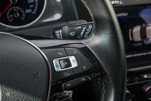 Pelēks Volkswagen Golf 2017 Marijampole, ar dzinēja tilpumu 1.60 L un nobraukumu 230 tūkst. km par 7900 €, foto 18 vietnē AUTOMOTO.COM.LV