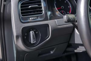 Pelēks Volkswagen Golf 2017 Marijampole, ar dzinēja tilpumu 1.60 L un nobraukumu 230 tūkst. km par 7900 €, foto 24 vietnē AUTOMOTO.COM.LV