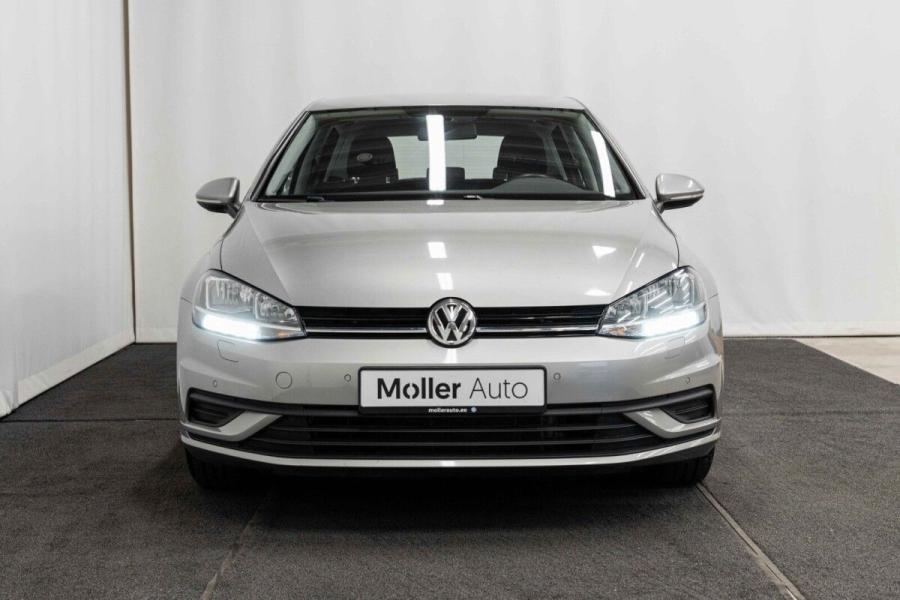 Grey Volkswagen Golf 2017 in Tallinn, with an engine capacity of 1.40 L and mileage of 120 thousand km for 9990 €, photo 3 on AUTOMOTO.COM.LV