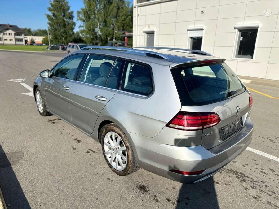 Grey Volkswagen Golf 2017 in Rokiskis, with an engine capacity of 1.97 L and mileage of 170 thousand km for 8150 €, photo 7 on AUTOMOTO.COM.LV
