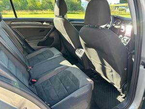 Grey Volkswagen Golf 2017 in Rokiskis, with an engine capacity of 1.97 L and mileage of 170 thousand km for 8150 €, photo 16 on AUTOMOTO.COM.LV