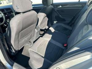 Grey Volkswagen Golf 2017 in Rokiskis, with an engine capacity of 1.97 L and mileage of 170 thousand km for 8150 €, photo 17 on AUTOMOTO.COM.LV