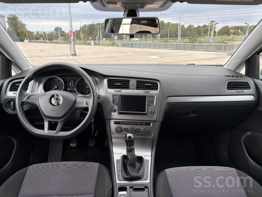 Pelēks Volkswagen Golf 2017 Rīga, ar dzinēja tilpumu 1.60 L un nobraukumu 178 tūkst. km par 8900 €, foto 7 vietnē AUTOMOTO.COM.LV