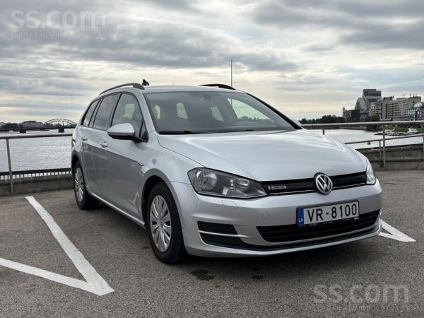 Grey Volkswagen Golf 2017 in Riga, with an engine capacity of 1.60 L and mileage of 178 thousand km for 8900 €, photo 10 on AUTOMOTO.COM.LV
