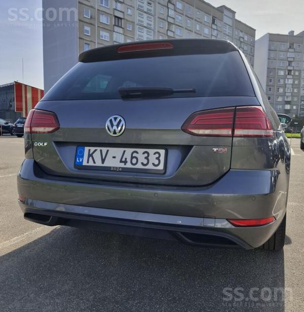 Pelēks Volkswagen Golf 2017 Rīga, ar dzinēja tilpumu 1.60 L un nobraukumu 129 tūkst. km par 9100 €, foto 5 vietnē AUTOMOTO.COM.LV
