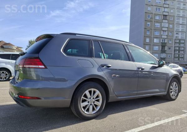 Pelēks Volkswagen Golf 2017 Rīga, ar dzinēja tilpumu 1.60 L un nobraukumu 129 tūkst. km par 9100 €, foto 7 vietnē AUTOMOTO.COM.LV