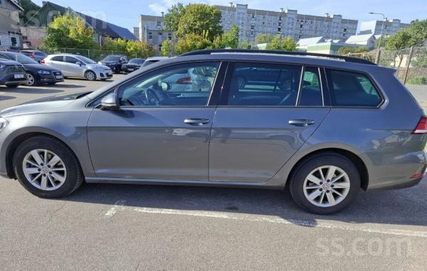 Pelēks Volkswagen Golf 2017 Rīga, ar dzinēja tilpumu 1.60 L un nobraukumu 130 tūkst. km par 9100 €, foto 4 vietnē AUTOMOTO.COM.LV