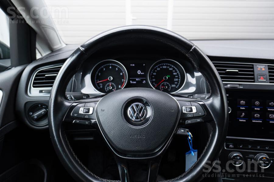 Grey Volkswagen Golf 2018 in Jelgava, with an engine capacity of 1.40 L and mileage of 191 thousand km for 6200 €, photo 16 on AUTOMOTO.COM.LV