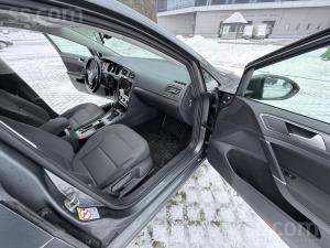 Grey Volkswagen Golf 2018 in Riga, with an engine capacity of 1.60 L and mileage of 264 thousand km for 7200 €, photo 11 on AUTOMOTO.COM.LV