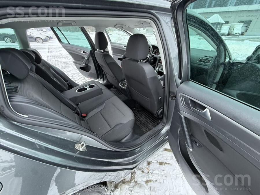 Grey Volkswagen Golf 2018 in Riga, with an engine capacity of 1.60 L and mileage of 264 thousand km for 7200 €, photo 12 on AUTOMOTO.COM.LV