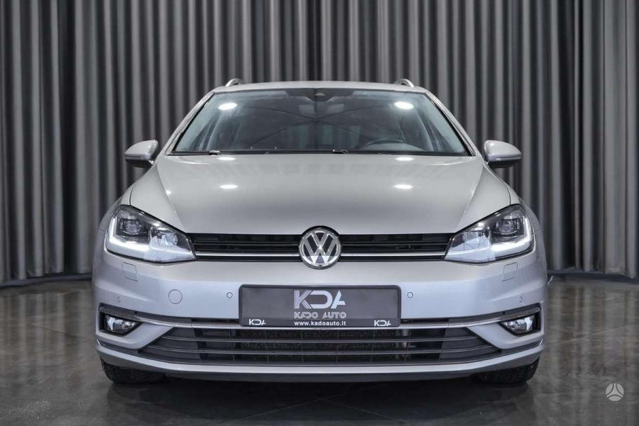 Pelēks Volkswagen Golf 2018 Marijampole, ar dzinēja tilpumu 1.97 L un nobraukumu 115 tūkst. km par 11750 €, foto 3 vietnē AUTOMOTO.COM.LV