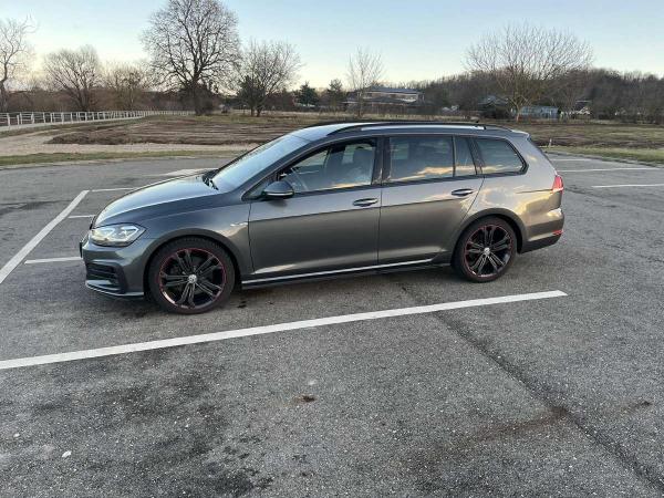 Grey Volkswagen Golf 2018 in Kaunas, with an engine capacity of 2.00 L and mileage of 153 thousand km for 16500 €, photo 3 on AUTOMOTO.COM.LV