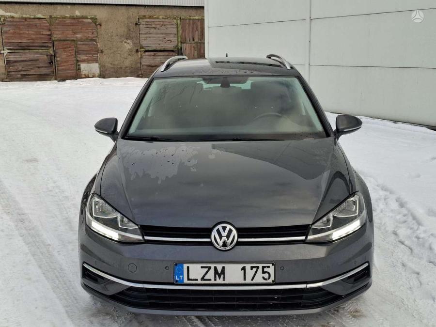 Grey Volkswagen Golf 2018 in Silute, with an engine capacity of 1.60 L and mileage of 340 thousand km for 6000 €, photo 6 on AUTOMOTO.COM.LV