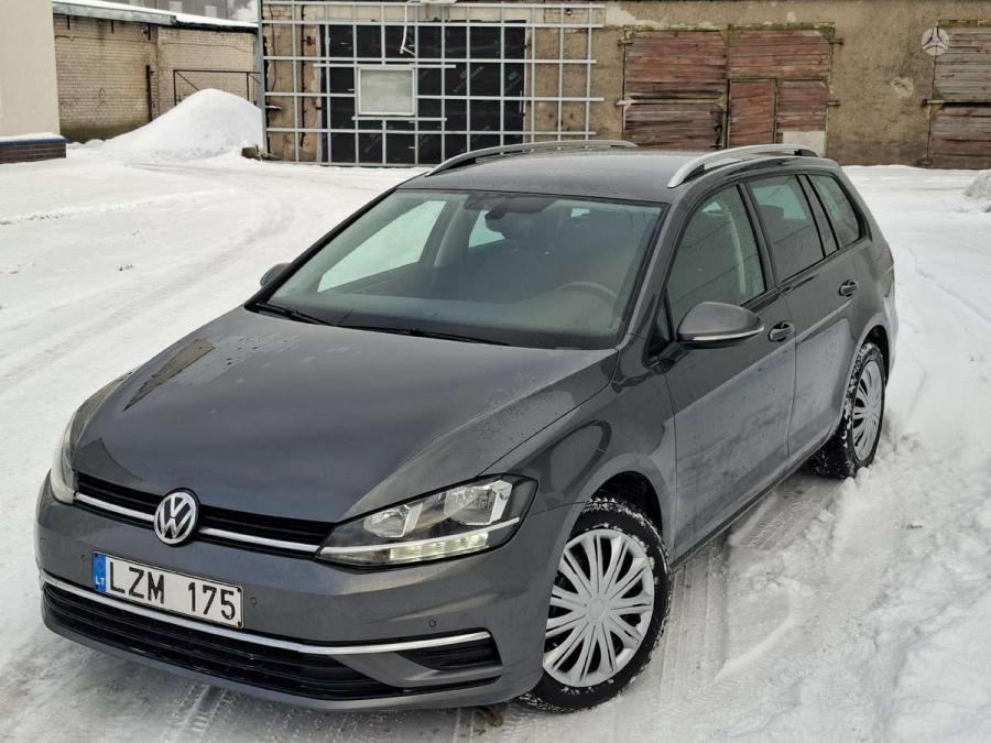 Grey Volkswagen Golf 2018 in Silute, with an engine capacity of 1.60 L and mileage of 340 thousand km for 6000 €, photo 8 on AUTOMOTO.COM.LV