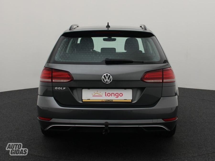 Grey Volkswagen Golf 2018 in Vilnius, with an engine capacity of 1.60 L and mileage of 179 thousand km for 10199 €, photo 5 on AUTOMOTO.COM.LV