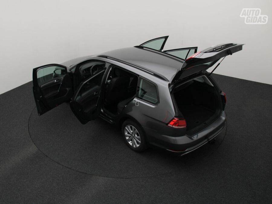 Grey Volkswagen Golf 2018 in Vilnius, with an engine capacity of 1.60 L and mileage of 179 thousand km for 10199 €, photo 13 on AUTOMOTO.COM.LV