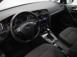Grey Volkswagen Golf 2018 in Vilnius, with an engine capacity of 1.60 L and mileage of 179 thousand km for 10199 €, photo 16 on AUTOMOTO.COM.LV
