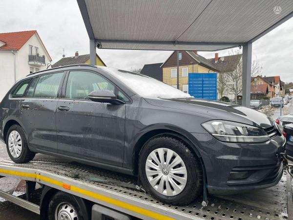 Grey Volkswagen Golf 2018 in Kazlu Ruda, with an engine capacity of 1.60 L and mileage of 151 thousand km for 7150 €, photo 1 on AUTOMOTO.COM.LV