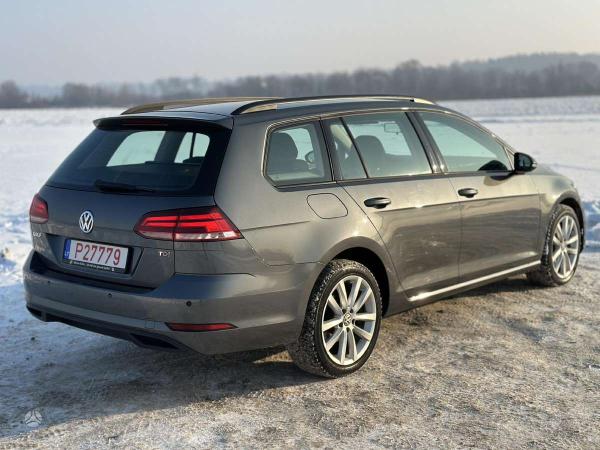 Pelēks Volkswagen Golf 2018 Viļņa, ar dzinēja tilpumu 1.60 L un nobraukumu 187 tūkst. km par 8700 €, foto 7 vietnē AUTOMOTO.COM.LV