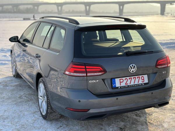 Pelēks Volkswagen Golf 2018 Viļņa, ar dzinēja tilpumu 1.60 L un nobraukumu 187 tūkst. km par 8700 €, foto 5 vietnē AUTOMOTO.COM.LV