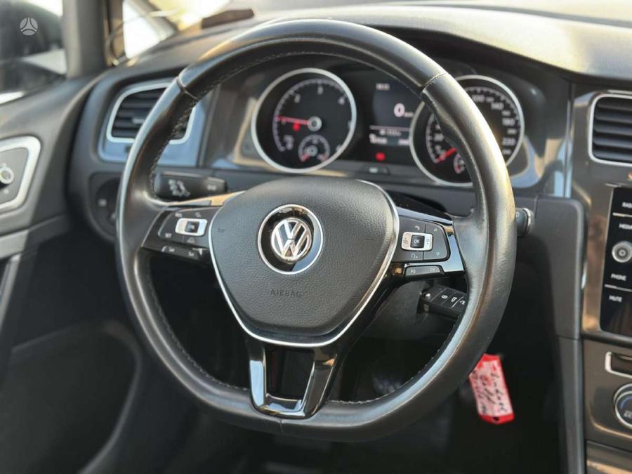 Pelēks Volkswagen Golf 2018 Viļņa, ar dzinēja tilpumu 1.60 L un nobraukumu 187 tūkst. km par 8700 €, foto 14 vietnē AUTOMOTO.COM.LV