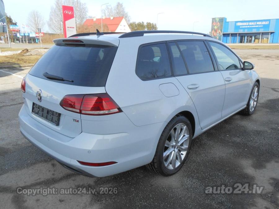 Grey Volkswagen Golf 2018 in Viljandi, with an engine capacity of 1.60 L and mileage of 188 thousand km for 9790 €, photo 2 on AUTOMOTO.COM.LV