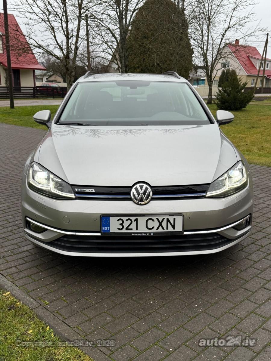 Grey Volkswagen Golf 2018 in Parnu, with an engine capacity of 1.50 L and mileage of 129 thousand km for 12590 €, photo 2 on AUTOMOTO.COM.LV