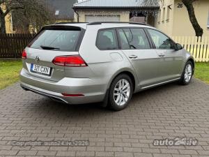 Grey Volkswagen Golf 2018 in Parnu, with an engine capacity of 1.50 L and mileage of 129 thousand km for 12590 €, photo 8 on AUTOMOTO.COM.LV