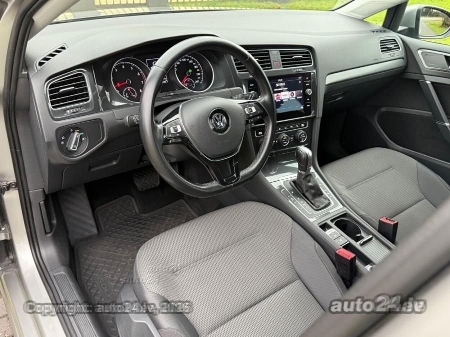 Grey Volkswagen Golf 2018 in Parnu, with an engine capacity of 1.50 L and mileage of 129 thousand km for 12590 €, photo 16 on AUTOMOTO.COM.LV