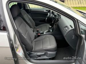 Grey Volkswagen Golf 2018 in Parnu, with an engine capacity of 1.50 L and mileage of 129 thousand km for 12590 €, photo 18 on AUTOMOTO.COM.LV