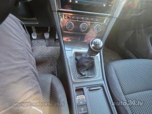 Grey Volkswagen Golf 2018 in Tallinn, with an engine capacity of 1.40 L and mileage of 240 thousand km for 6900 €, photo 12 on AUTOMOTO.COM.LV