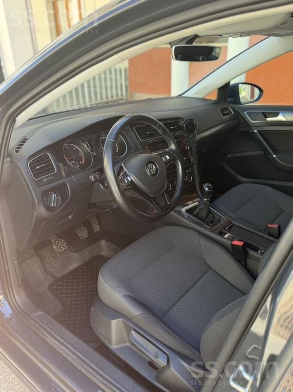 Pelēks Volkswagen Golf 2018 Rīga, ar dzinēja tilpumu 1.60 L un nobraukumu 192 tūkst. km par 8000 €, foto 7 vietnē AUTOMOTO.COM.LV
