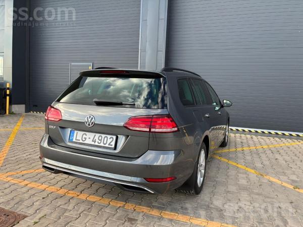 Grey Volkswagen Golf 2018 in Rezekne, with an engine capacity of 1.60 L and mileage of 0 thousand km for 9950 €, photo 8 on AUTOMOTO.COM.LV