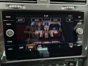 Grey Volkswagen Golf 2018 in Parnu, with an engine capacity of 1.40 L and mileage of 91 thousand km for 13900 €, photo 11 on AUTOMOTO.COM.LV