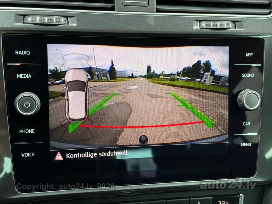 Grey Volkswagen Golf 2018 in Parnu, with an engine capacity of 1.40 L and mileage of 91 thousand km for 13900 €, photo 12 on AUTOMOTO.COM.LV
