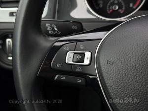 Grey Volkswagen Golf 2018 in Parnu, with an engine capacity of 1.40 L and mileage of 91 thousand km for 13900 €, photo 14 on AUTOMOTO.COM.LV