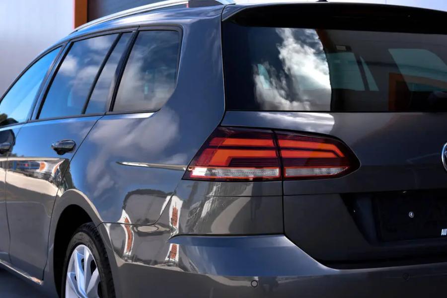 Pelēks Volkswagen Golf 2018 Mārupe, ar dzinēja tilpumu 1.60 L un nobraukumu 279 tūkst. km par 8450 €, foto 8 vietnē AUTOMOTO.COM.LV