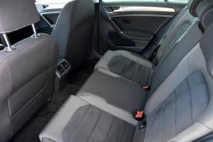 Pelēks Volkswagen Golf 2018 Mārupe, ar dzinēja tilpumu 1.60 L un nobraukumu 279 tūkst. km par 8450 €, foto 12 vietnē AUTOMOTO.COM.LV