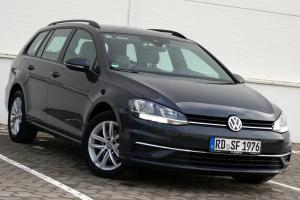 Grey Volkswagen Golf 2018 in Riga, with an engine capacity of 1.60 L and mileage of 221 thousand km for 7300 €, photo 3 on AUTOMOTO.COM.LV