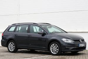 Grey Volkswagen Golf 2018 in Riga, with an engine capacity of 1.60 L and mileage of 221 thousand km for 7300 €, photo 14 on AUTOMOTO.COM.LV