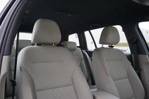 Grey Volkswagen Golf 2018 in Riga, with an engine capacity of 1.60 L and mileage of 221 thousand km for 7300 €, photo 16 on AUTOMOTO.COM.LV