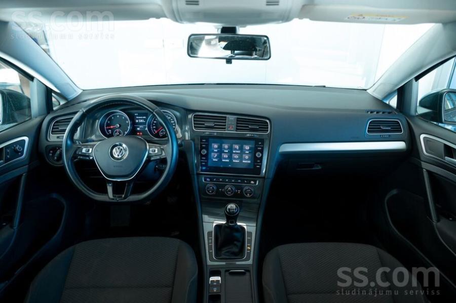 Grey Volkswagen Golf 2018 in Riga, with an engine capacity of 1.40 L and mileage of 191 thousand km for 6790 €, photo 5 on AUTOMOTO.COM.LV