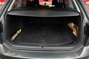 Grey Volkswagen Golf 2018 in Tallinn, with an engine capacity of 0.00 L and mileage of 131 thousand km for 12000 €, photo 12 on AUTOMOTO.COM.LV