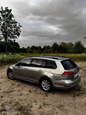 Pelēks Volkswagen Golf 2018 Viļņa, ar dzinēja tilpumu 1.40 L un nobraukumu 209 tūkst. km par 9850 €, foto  vietnē AUTOMOTO.COM.LV