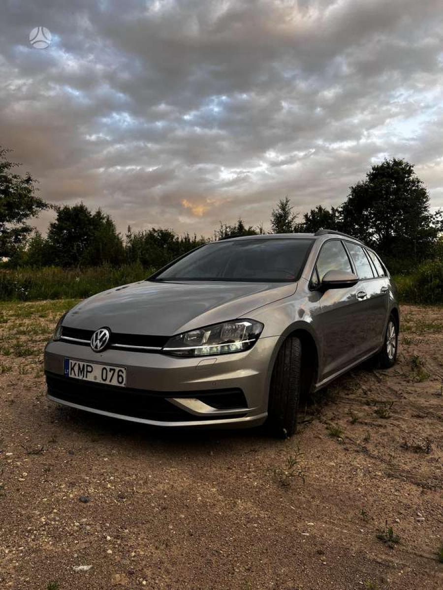 Pelēks Volkswagen Golf 2018 Viļņa, ar dzinēja tilpumu 1.40 L un nobraukumu 209 tūkst. km par 9850 €, foto 3 vietnē AUTOMOTO.COM.LV