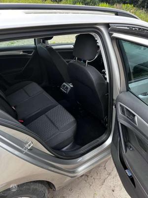 Pelēks Volkswagen Golf 2018 Viļņa, ar dzinēja tilpumu 1.40 L un nobraukumu 209 tūkst. km par 9850 €, foto 4 vietnē AUTOMOTO.COM.LV