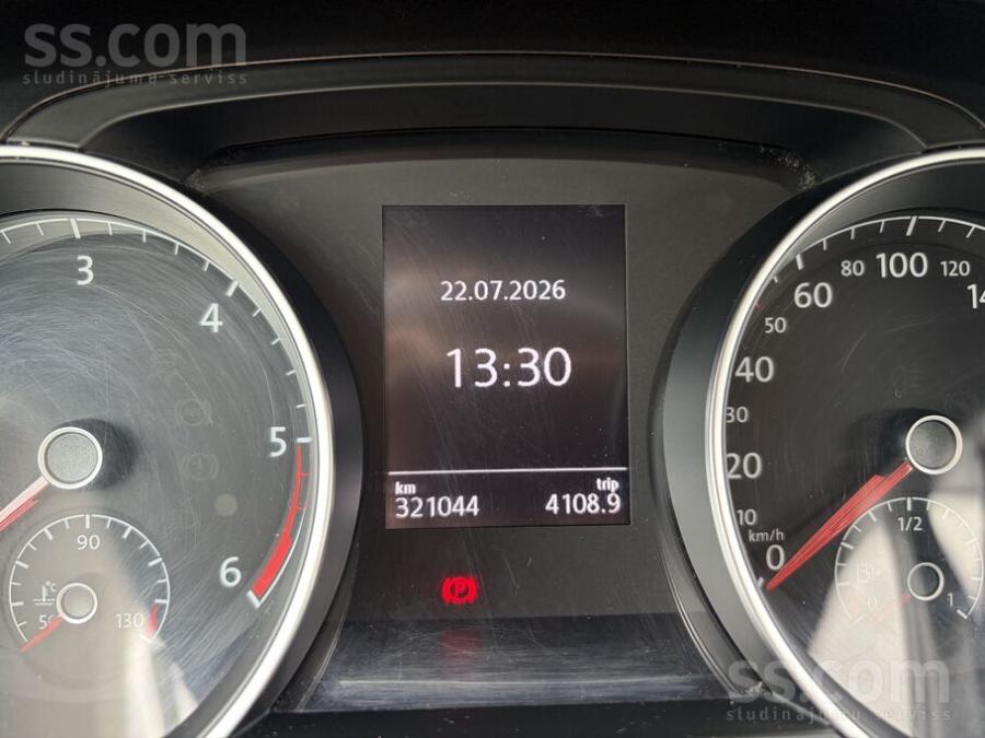 Pelēks Volkswagen Golf 2018 Rīga, ar dzinēja tilpumu 1.60 L un nobraukumu 321 tūkst. km par 7200 €, foto 4 vietnē AUTOMOTO.COM.LV